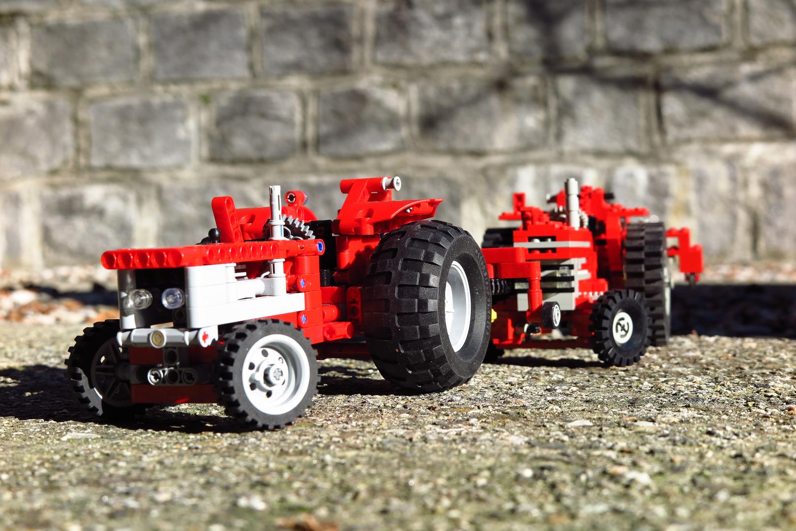 LEGO MOC-7304 851-1 Red Tractor 40 Years Anniversery Edition (Technic ...